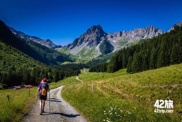 越野跑终极梦幻赛事UTMB，跑的究竟是怎样一条路线？_文章_42旅